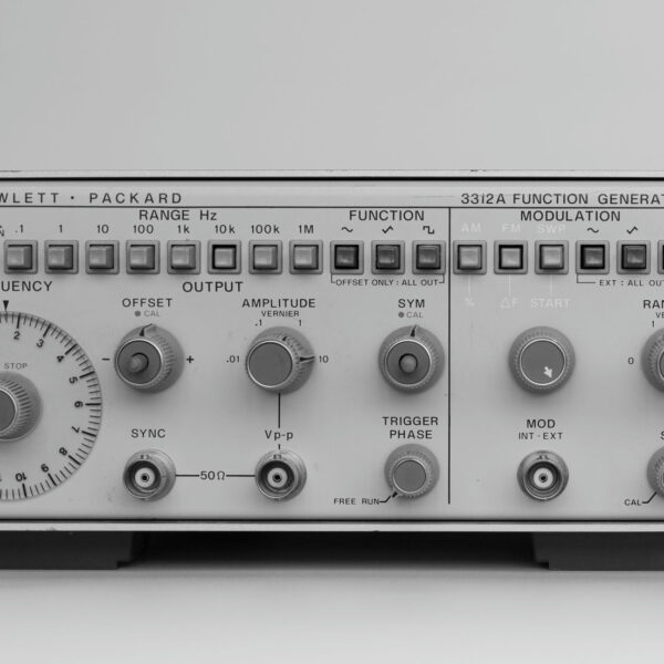 利用STM32的片上DAC实现DDS(数字频率合成) - Emoe-Studio